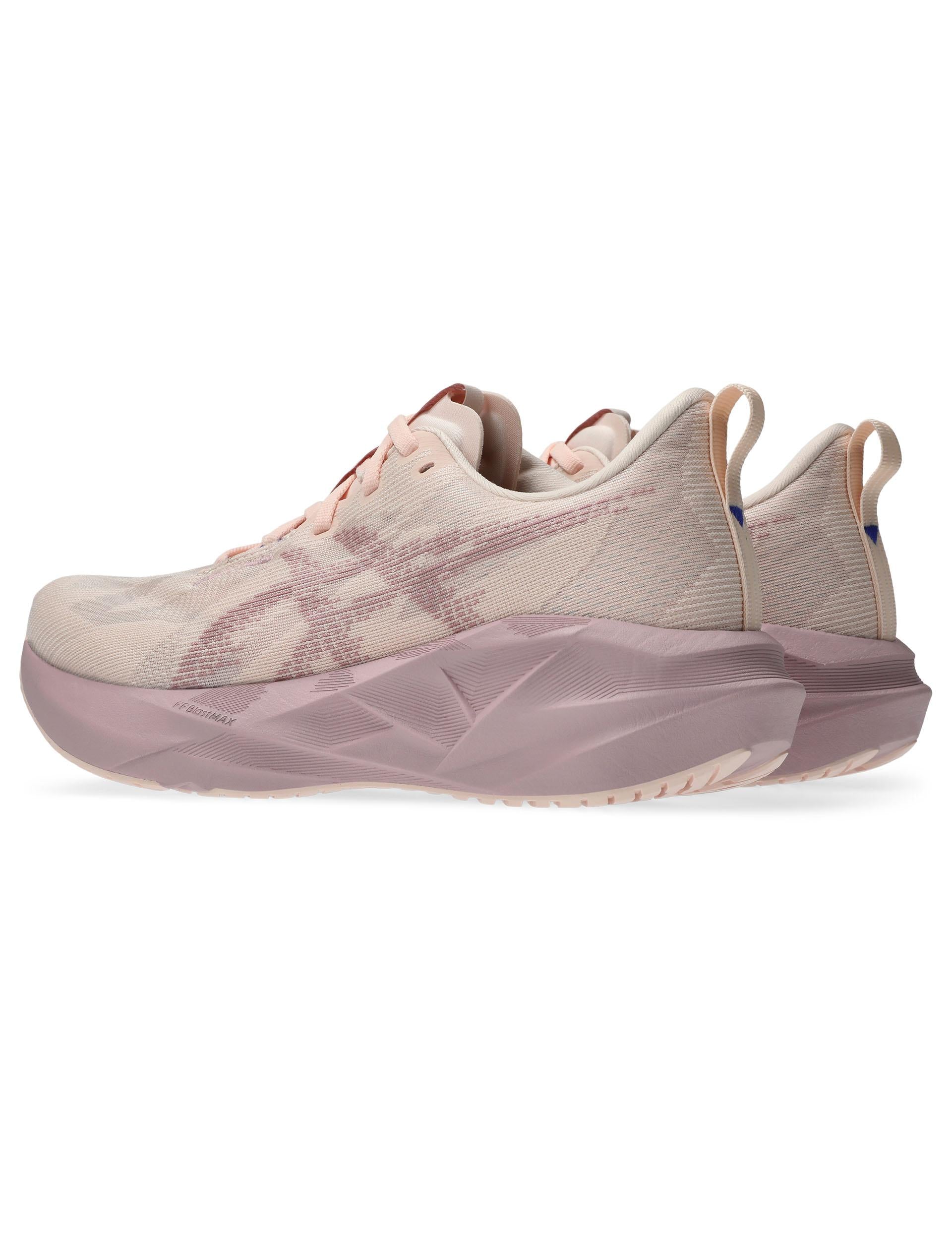 ASICS | Novablast 5 - Pearl Pink/Morganite | The Sports Edit