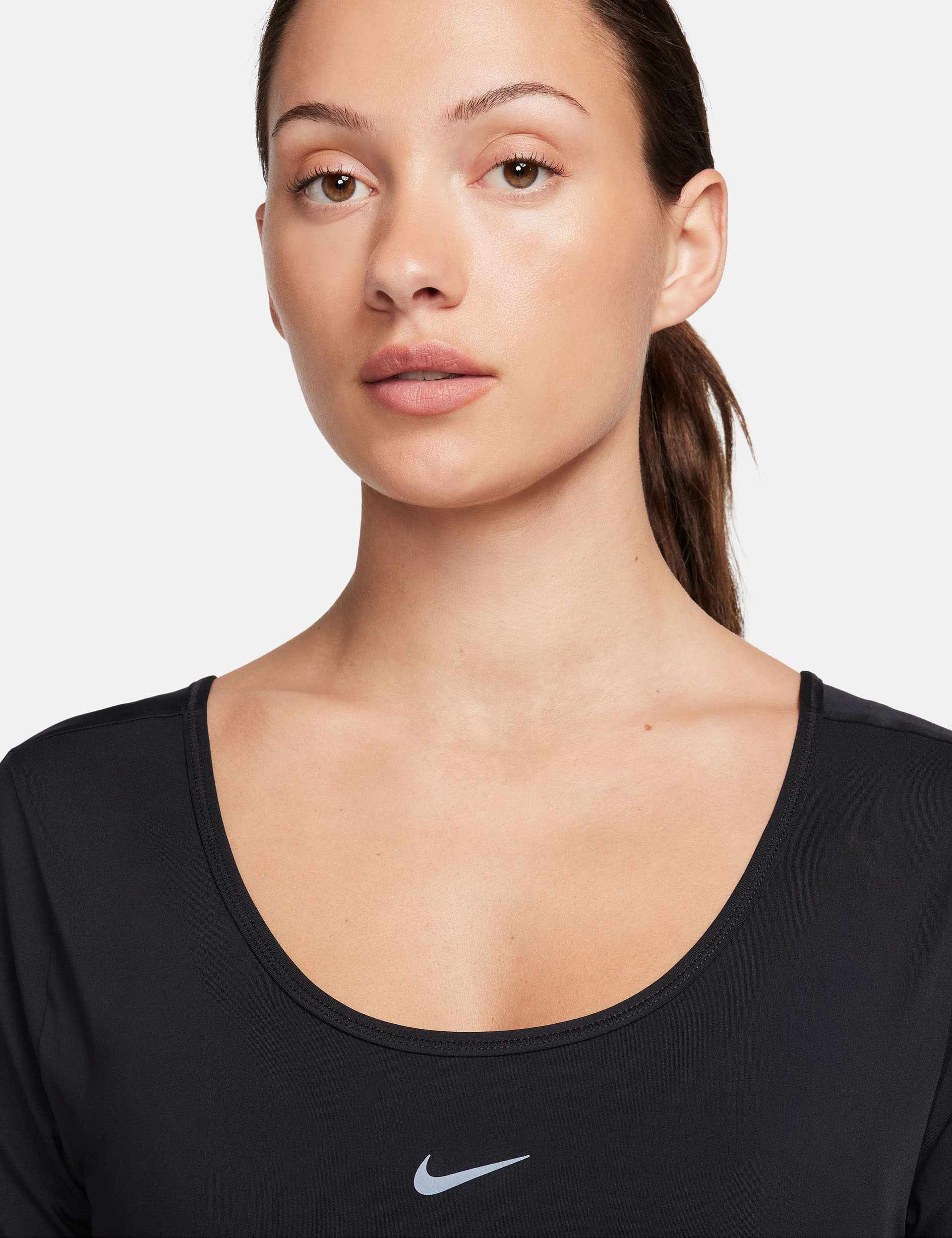 Nike | One Classic Cropped Twist Top - Black | The Sports Edit