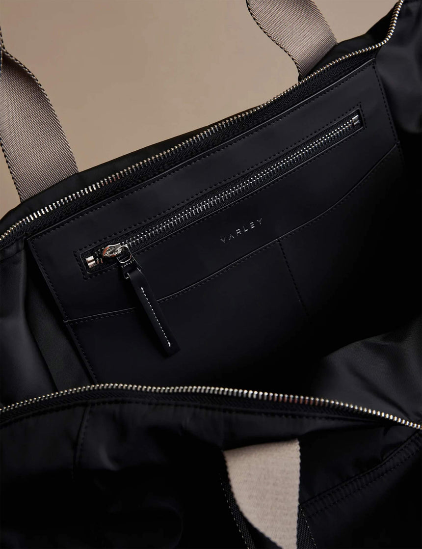 Varley | Montlake Weekend Bag - Black | The Sports Edit