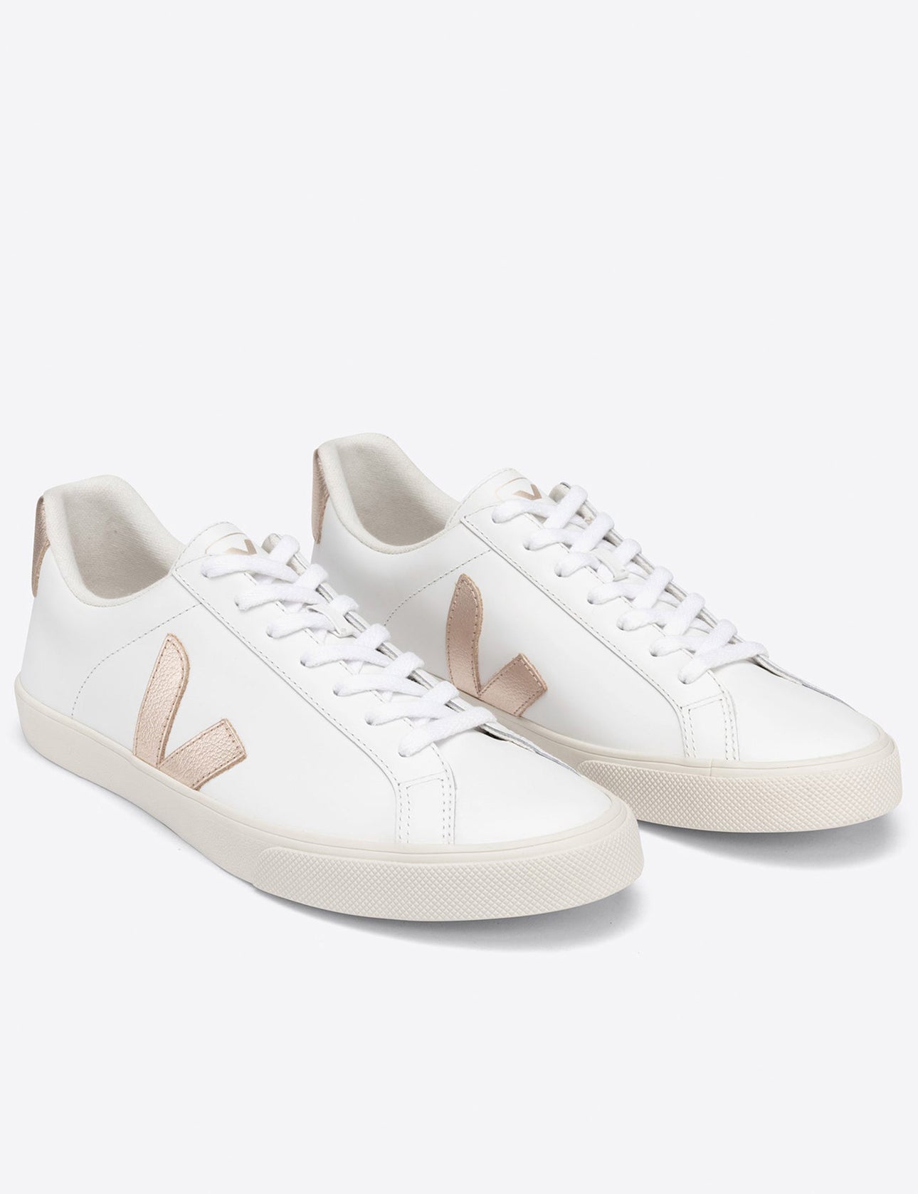 Veja Trainers Sizing | Fit & Size Guide | The Sports Edit