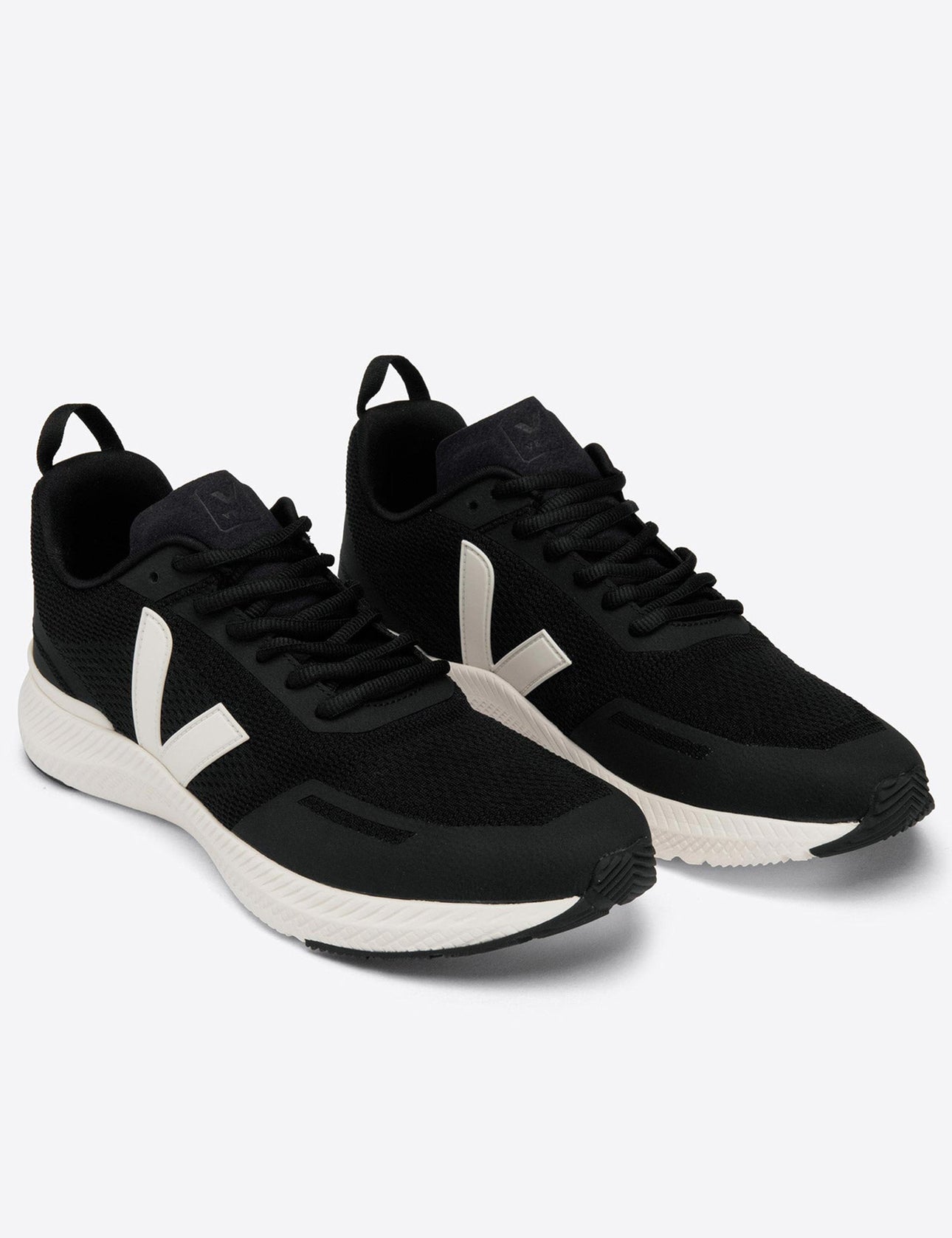 Veja Trainers Sizing | Fit & Size Guide | The Sports Edit