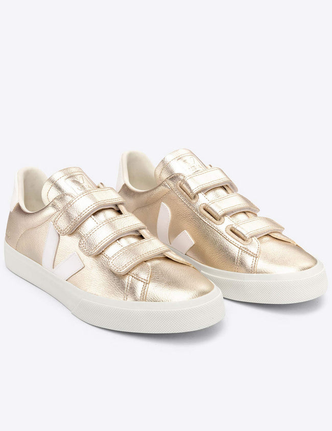 Veja Trainers Sizing | Fit & Size Guide | The Sports Edit